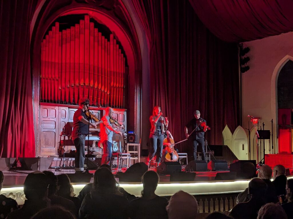 Tempo's Grand Opening Hits All the Right Notes